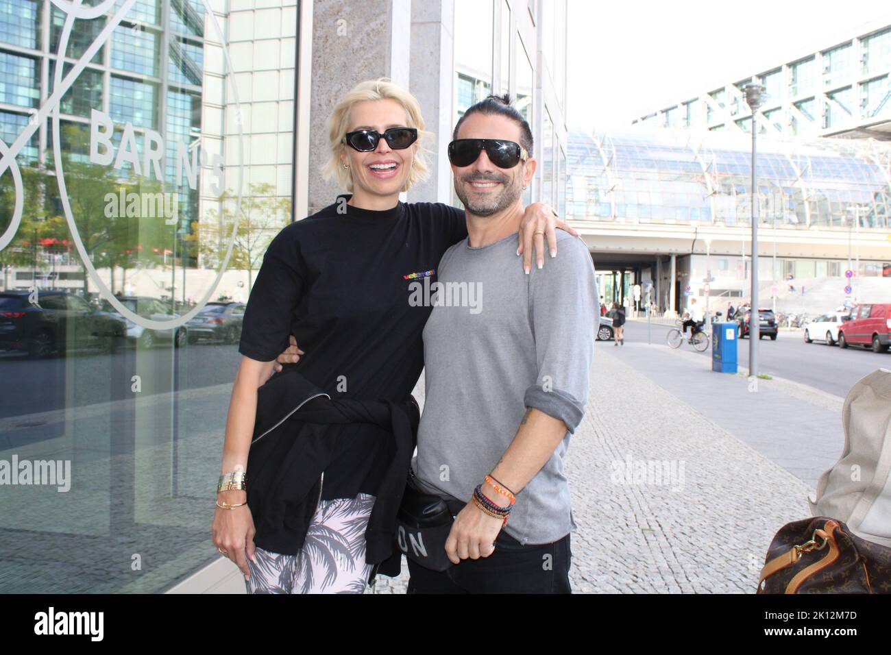 Verena Kerth und Marc Terenzi bei der Ankunft zu den HERQUL Awards 2022 ...