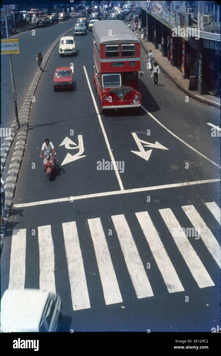 Bus junction india hi-res stock photography and images - Alamy