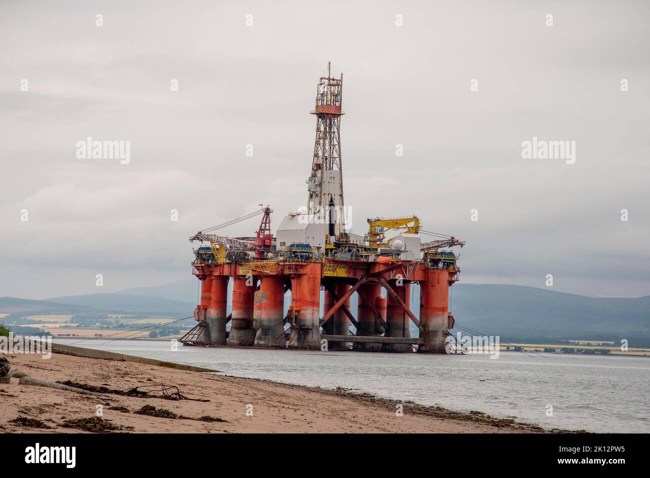 RIGS SIT ON THE CROMARTY FIRTH IN NORTH EAST SCOTLAND. ENERGY, INDUSTRY ...