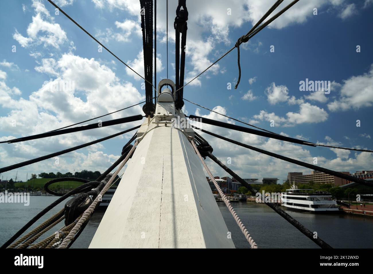 Constellation yacht hi-res stock photography and images - Alamy