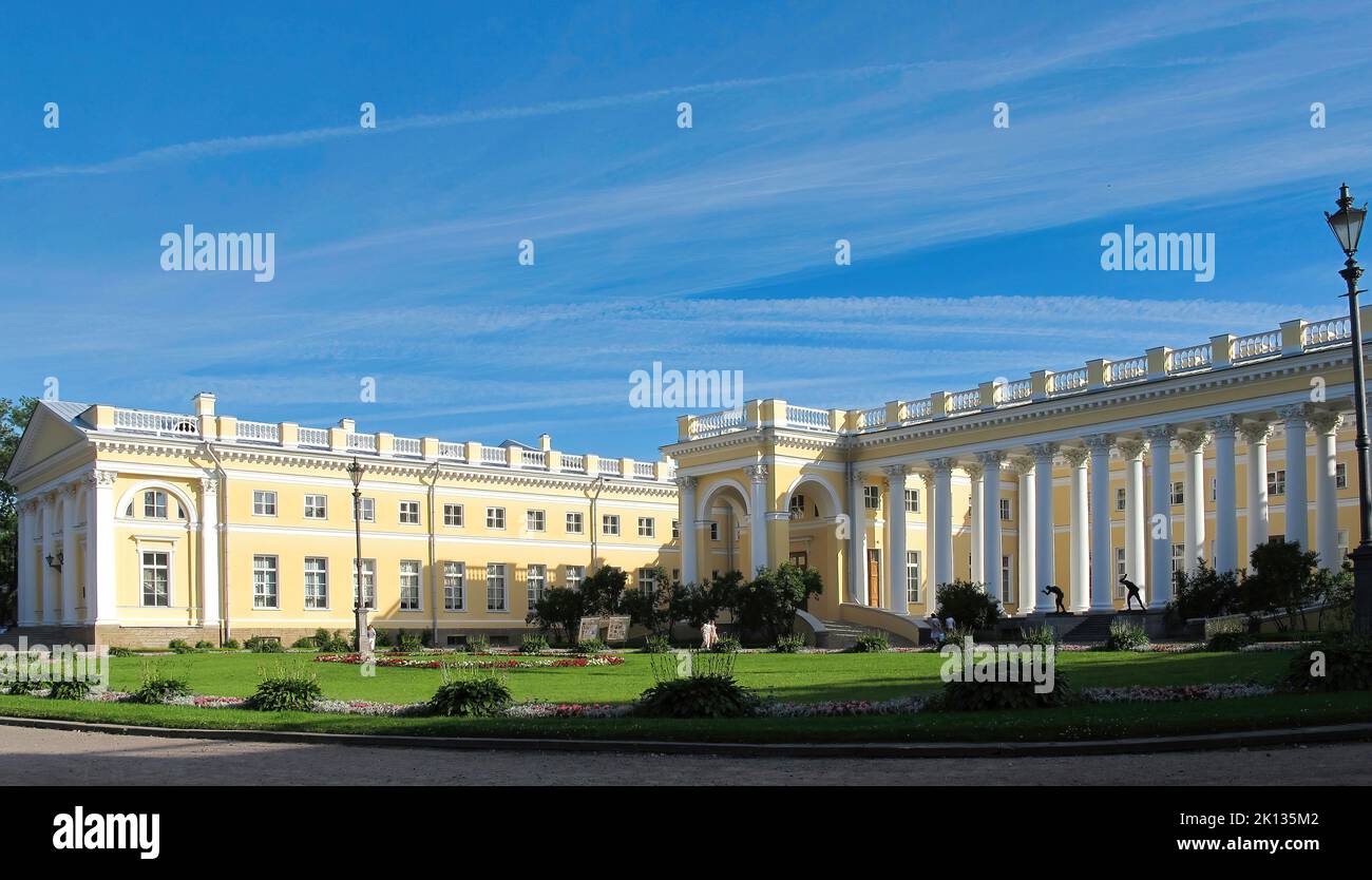The beautiful Alexander Palace,in classical style,in Pushkin (St ...