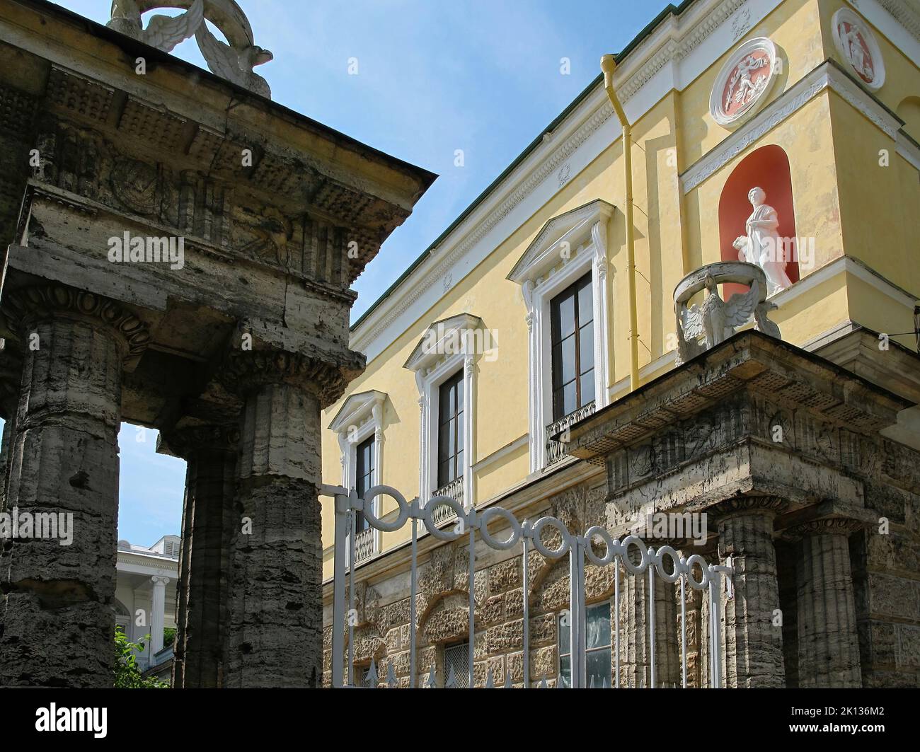 Cameron gallery catherine palace pushkin hi-res stock photography and ...