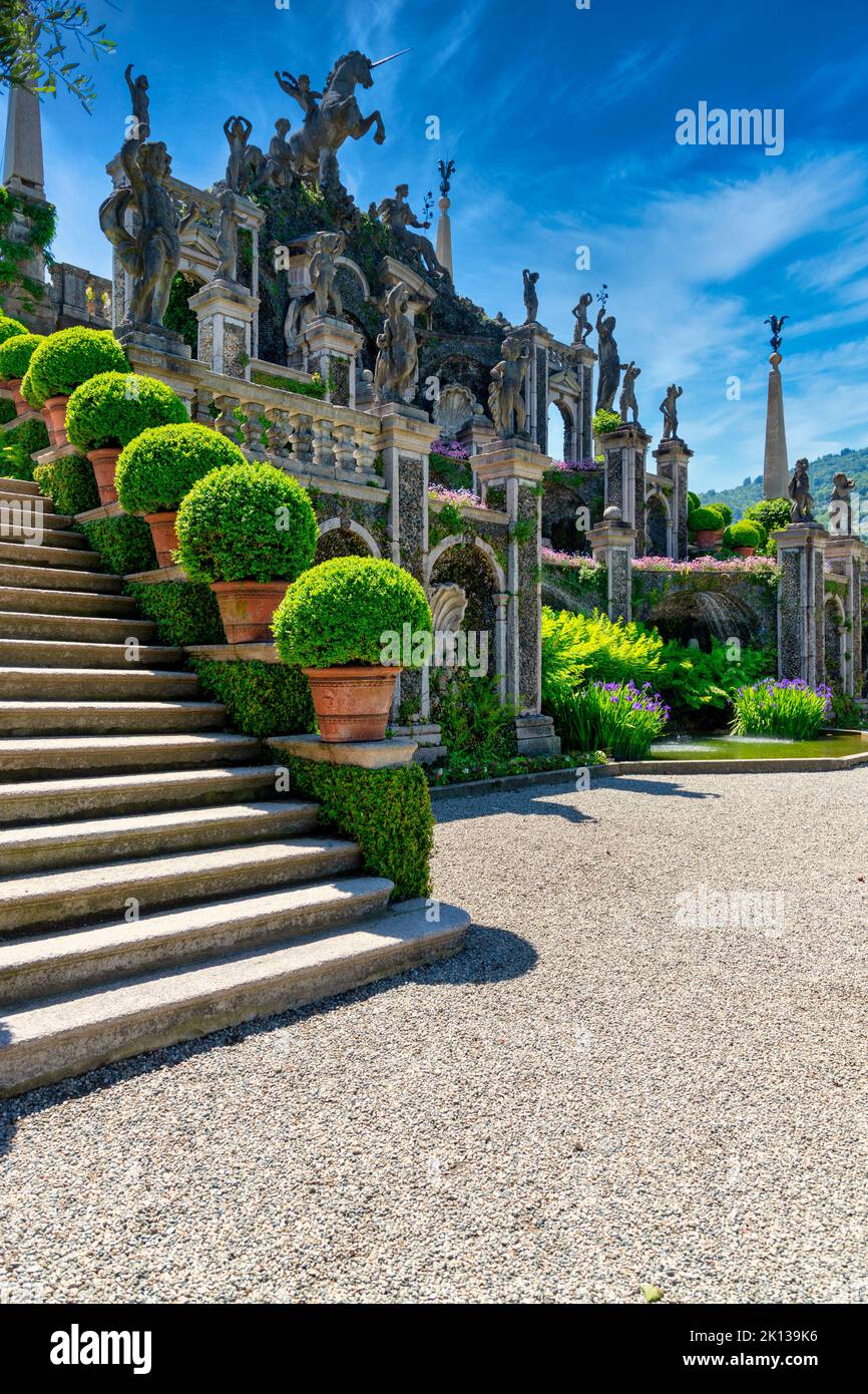 The gardens of Borromeo Palace, Isola Bella, Lake Maggiore, Verbania ...