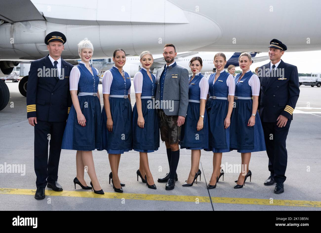 Munich, Germany. 15th Sep, 2022. Lufthansa flight attendants in ...