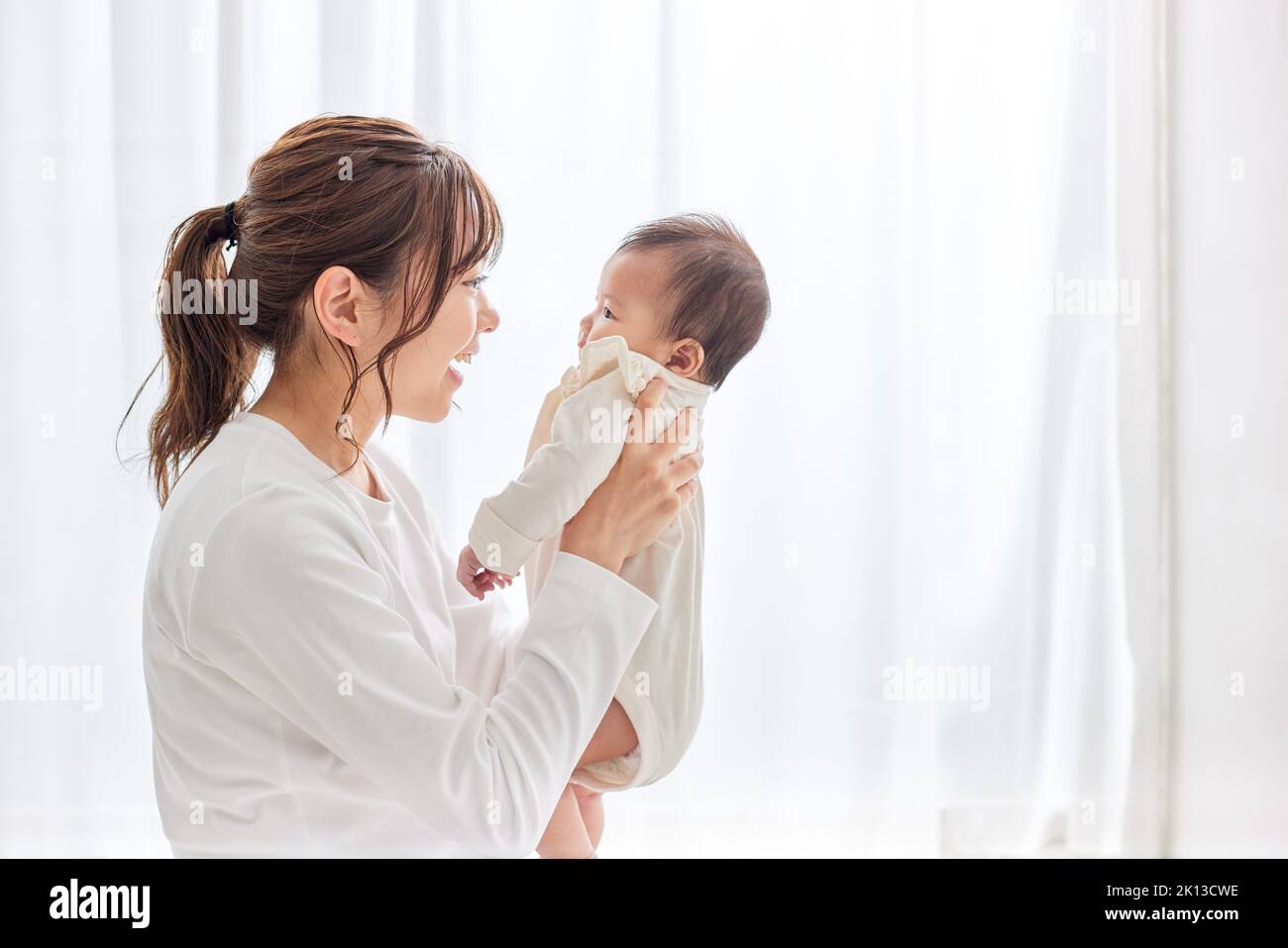 Japanese newborn with mother Stock Photo - Alamy