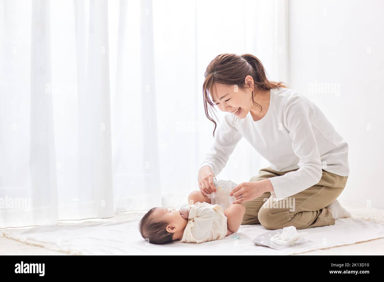 Japanese newborn with mother Stock Photo - Alamy