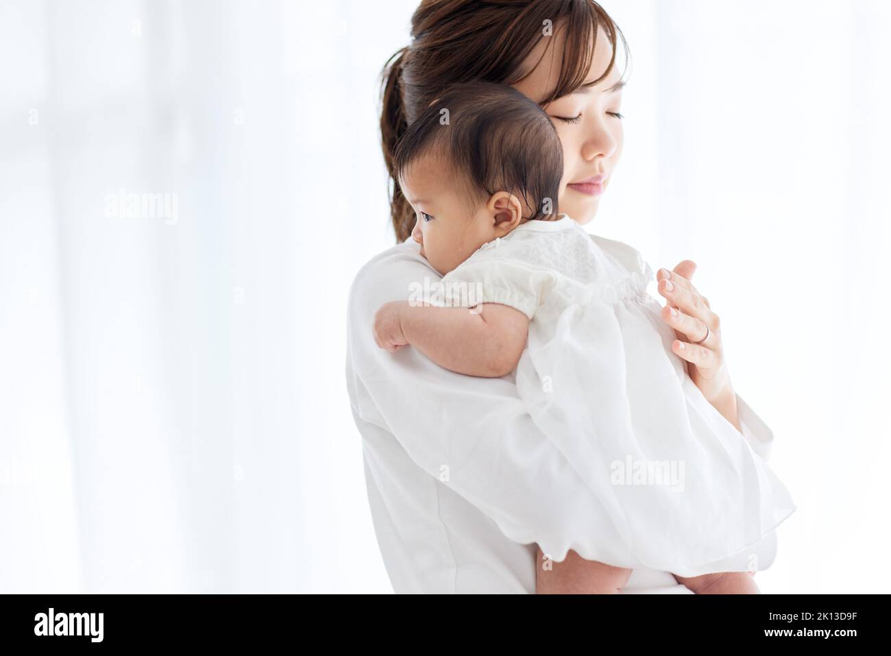 Japanese newborn with mother Stock Photo - Alamy