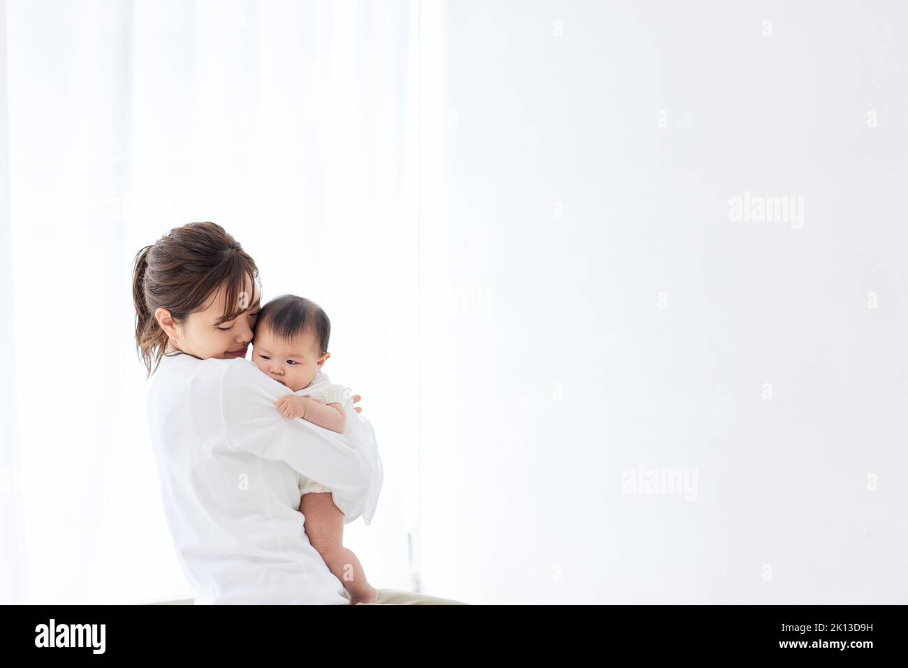 Japanese newborn with mother Stock Photo - Alamy