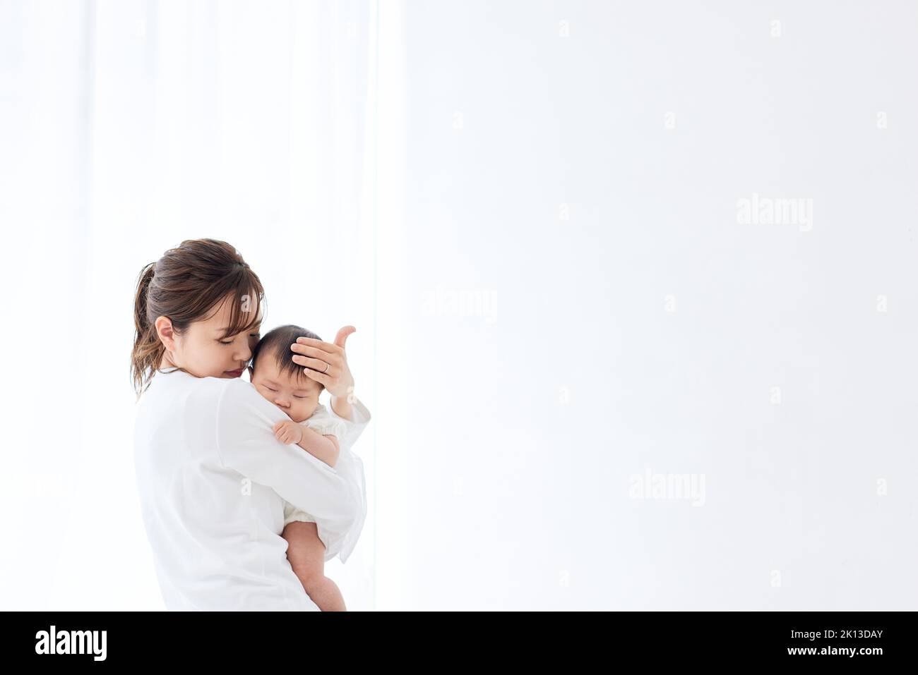 Japanese newborn with mother Stock Photo - Alamy