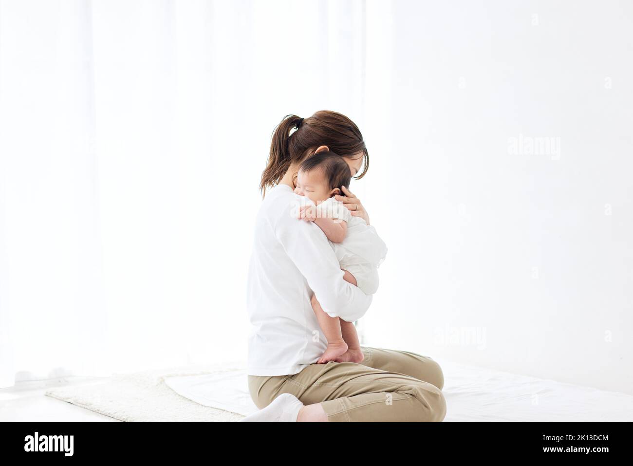 Japanese newborn with mother Stock Photo - Alamy