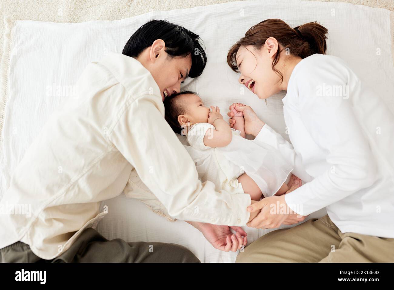 Japanese newborn with mother and father Stock Photo - Alamy