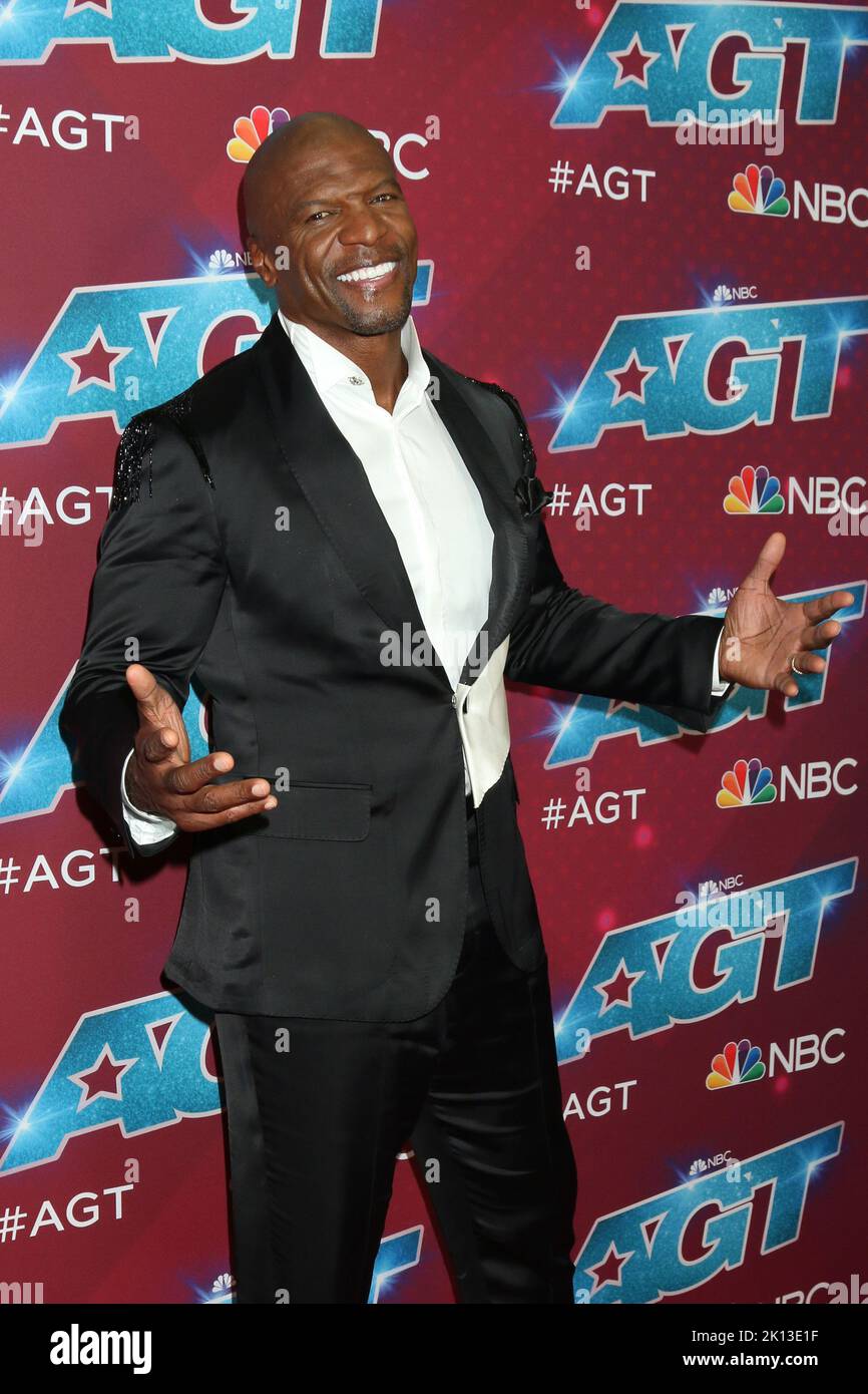 Terry Crews at the America's Got Talent Season 17 - Live Show Winner Red Carpet at Pasadena ...