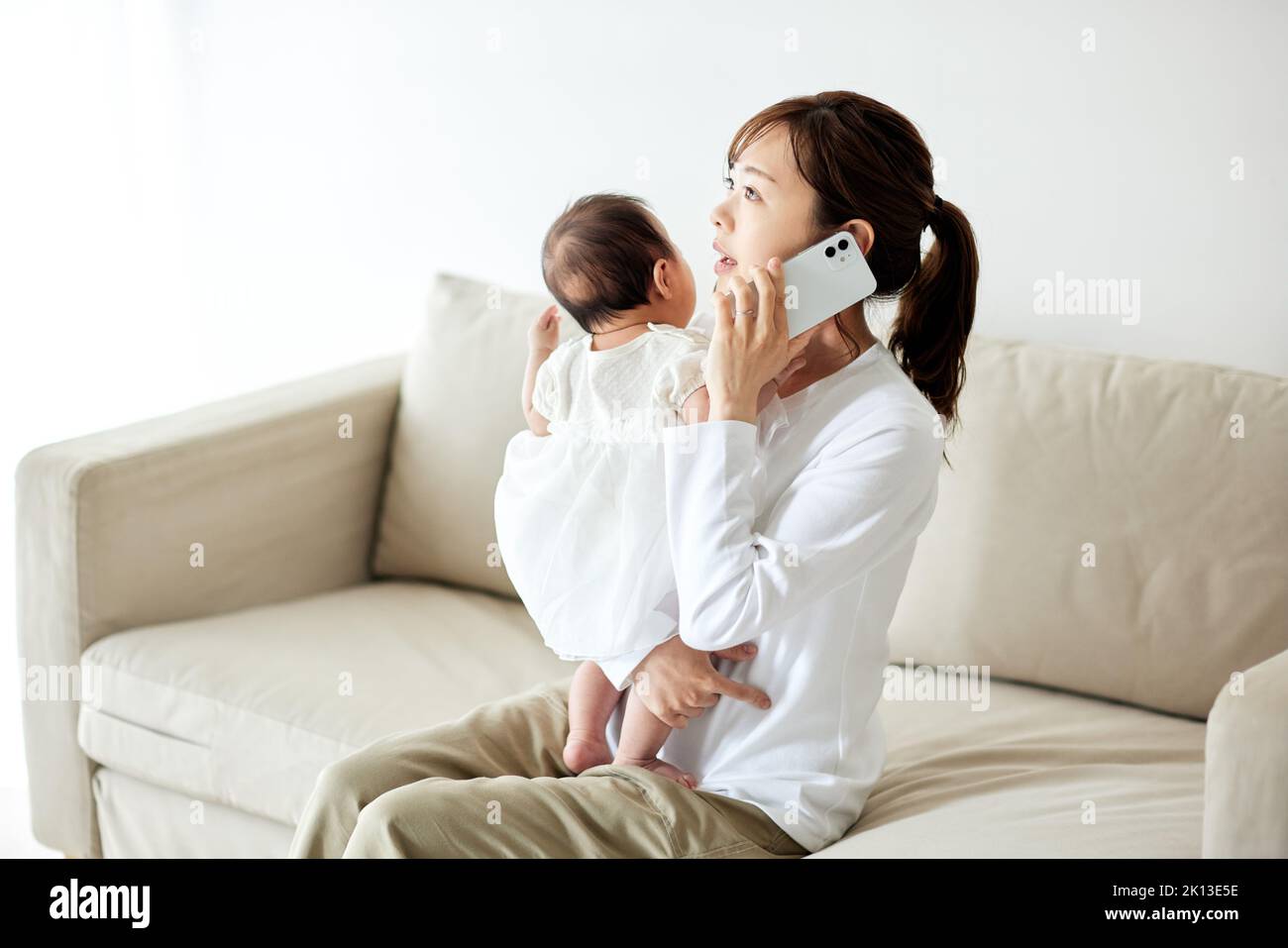 Japanese newborn with mother Stock Photo - Alamy