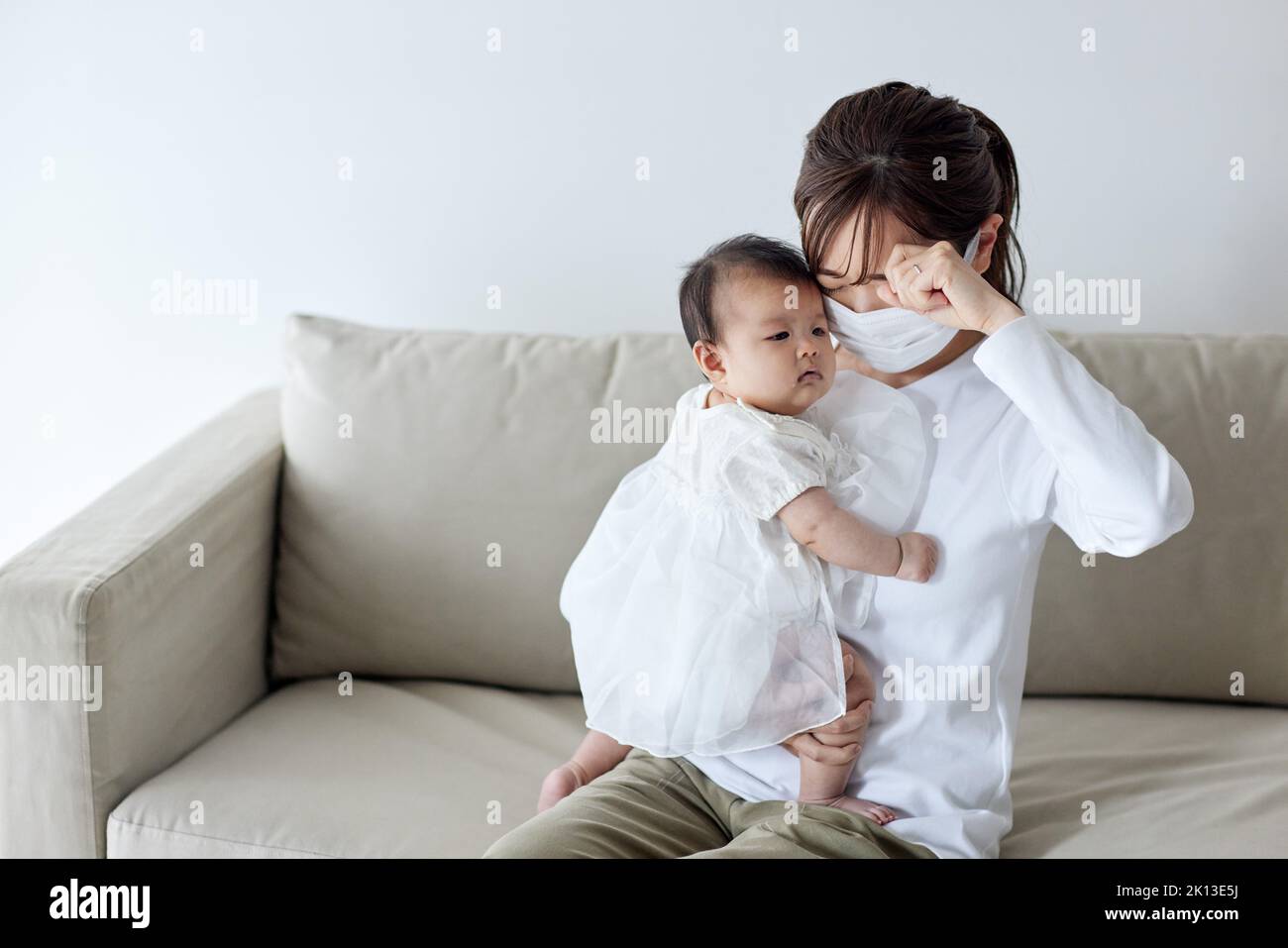 Japanese newborn with mother Stock Photo - Alamy