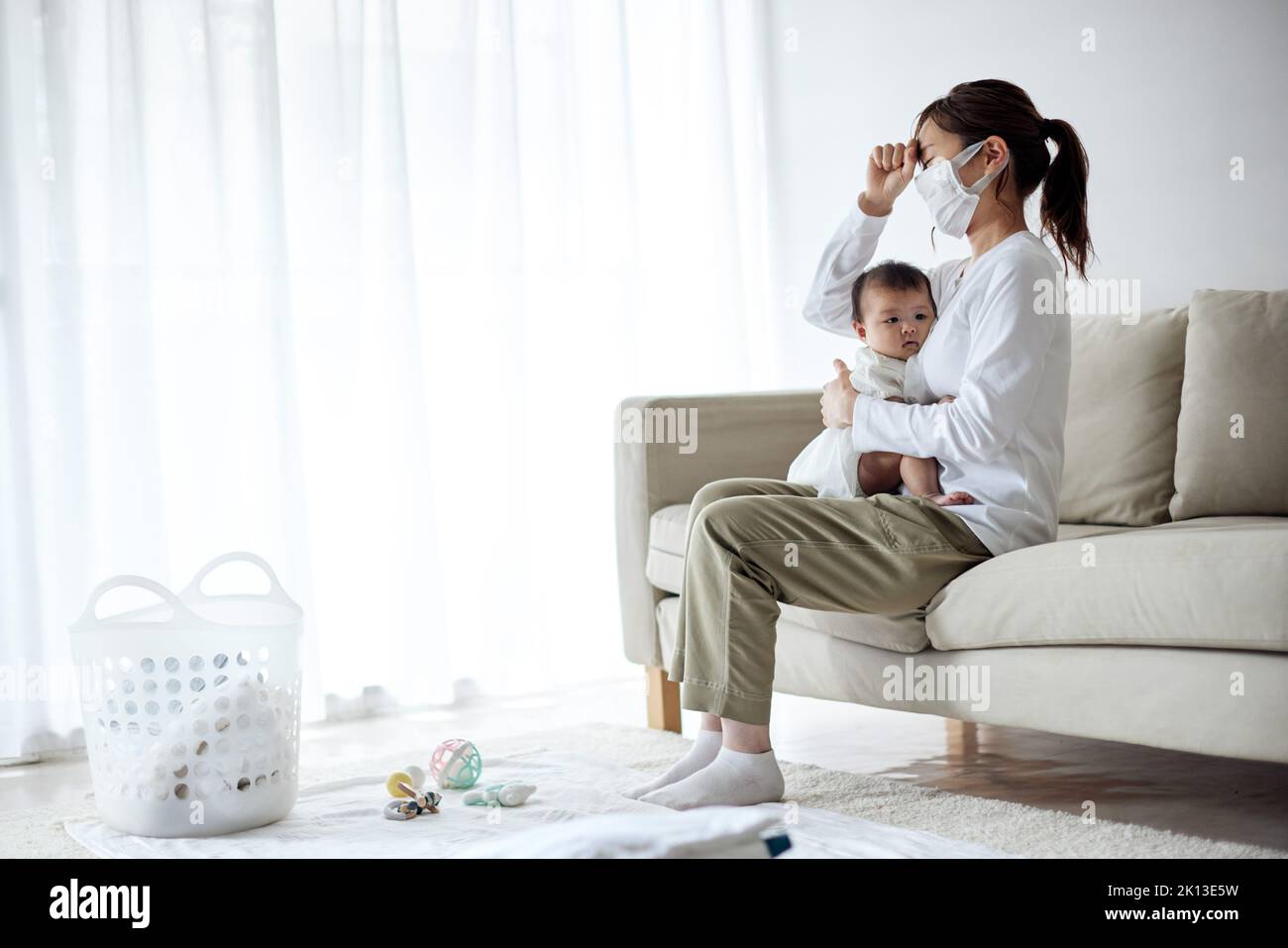 Japanese newborn with mother Stock Photo - Alamy