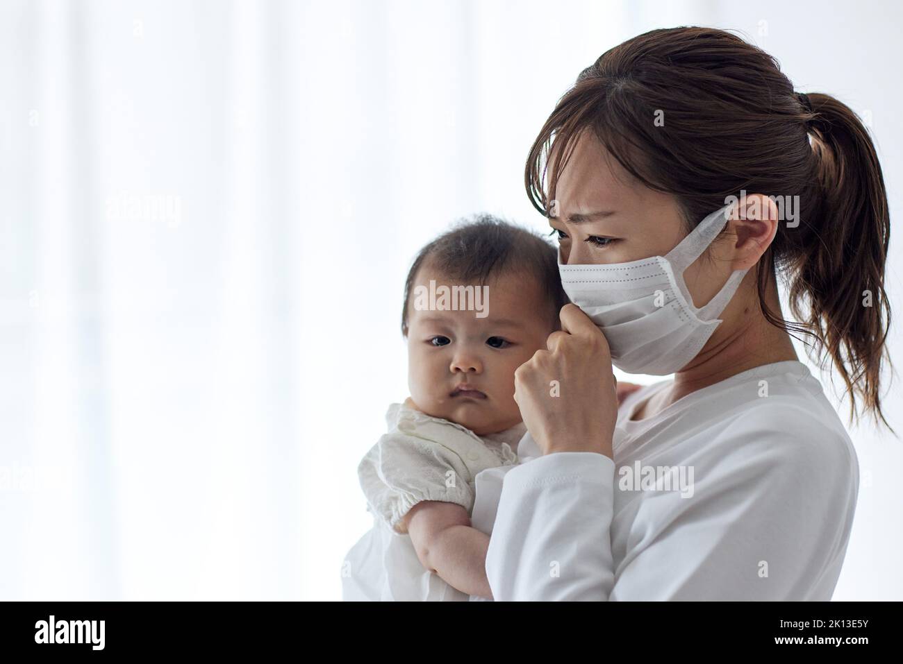 Japanese newborn with mother Stock Photo - Alamy