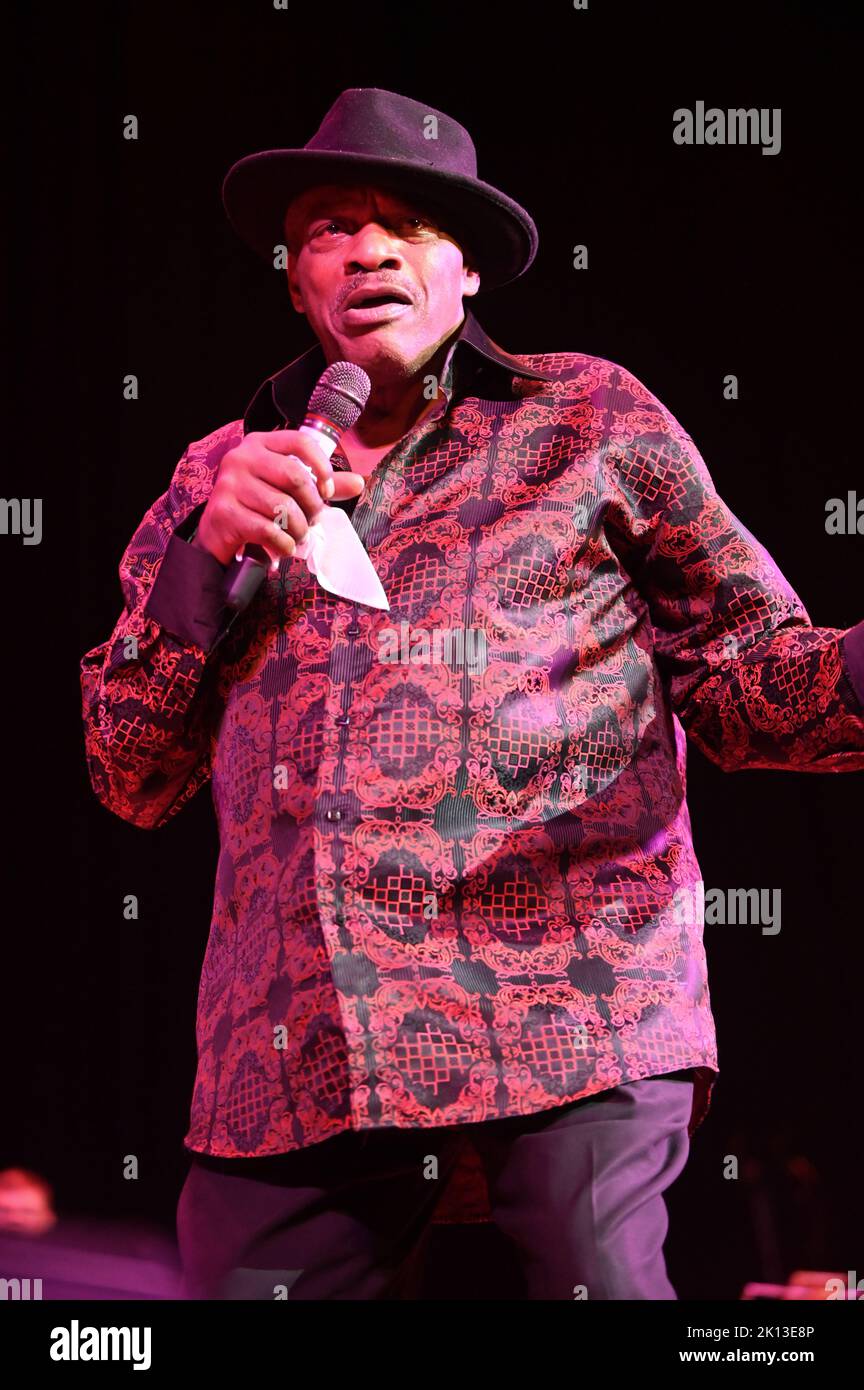 Alexander O Neal Performing on The Giants Of Soul Tour at Sheffield ...