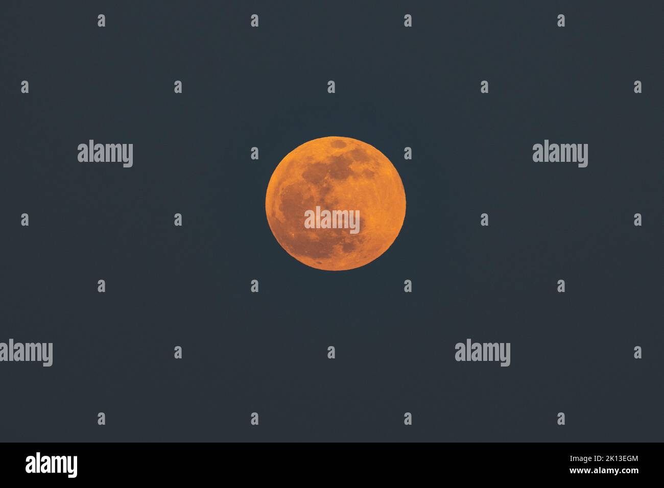 The Flower supermoon full moon rises before the total lunar eclipse ...