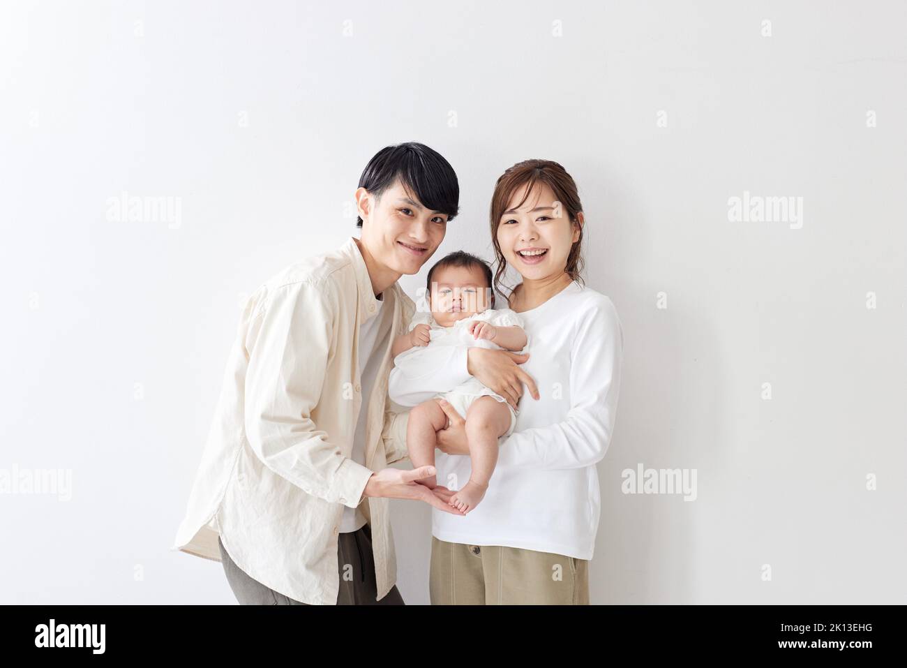 Japanese newborn with mother and father Stock Photo - Alamy