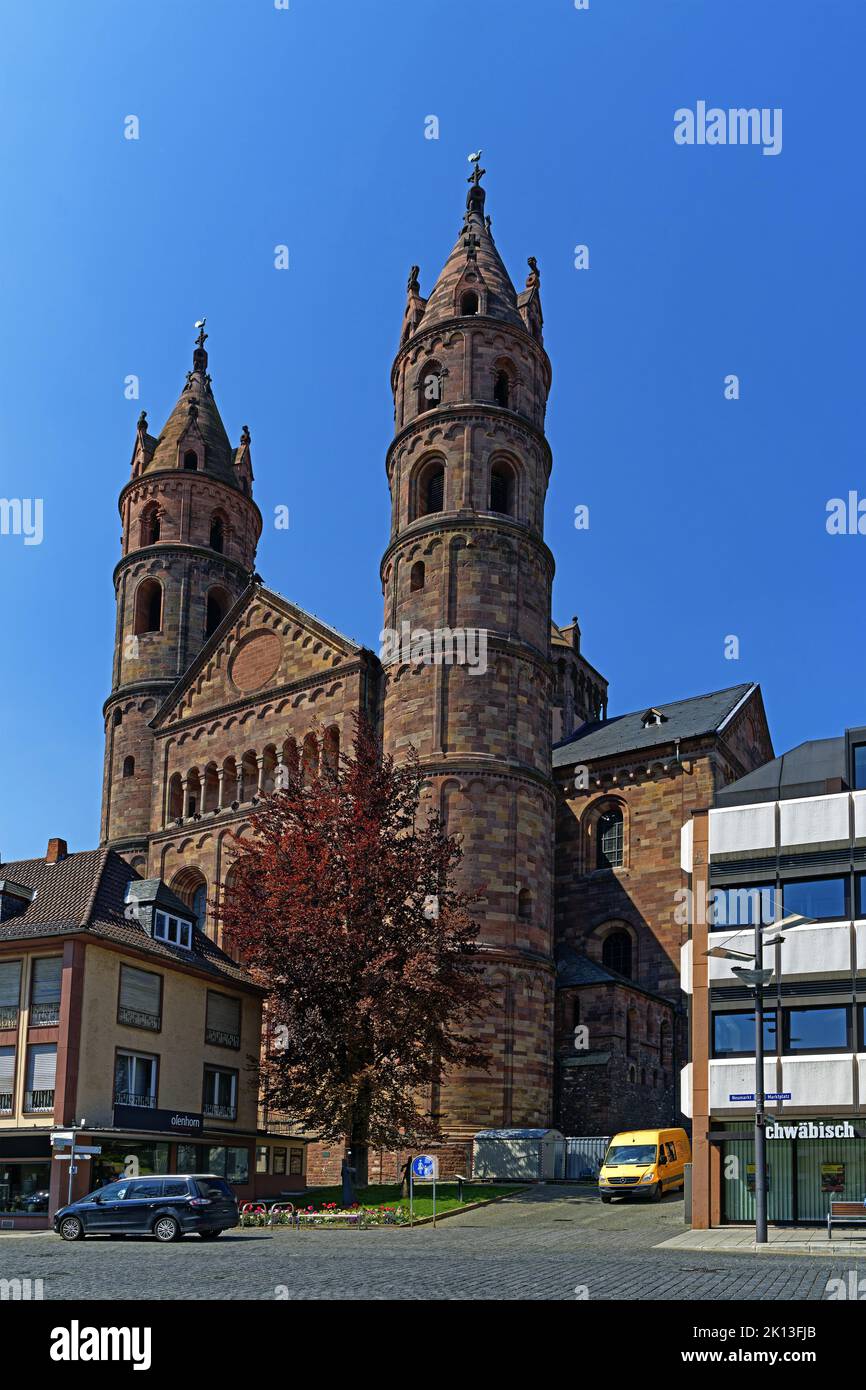 Dom Sankt Peter, erbaut 12. Jahrhundert *** Local Caption *** Europe ...