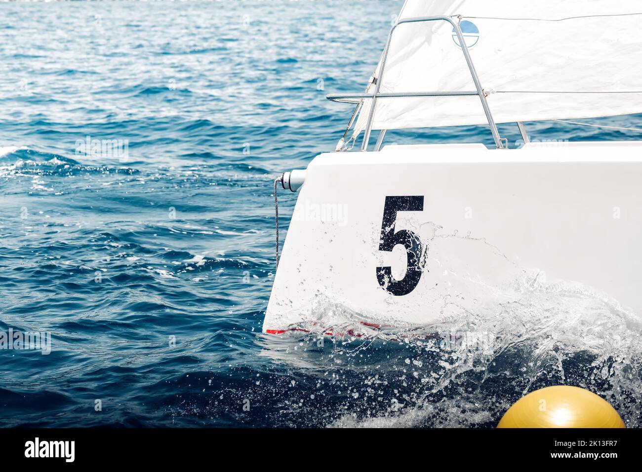 Yacht racing keelboat hi-res stock photography and images - Alamy