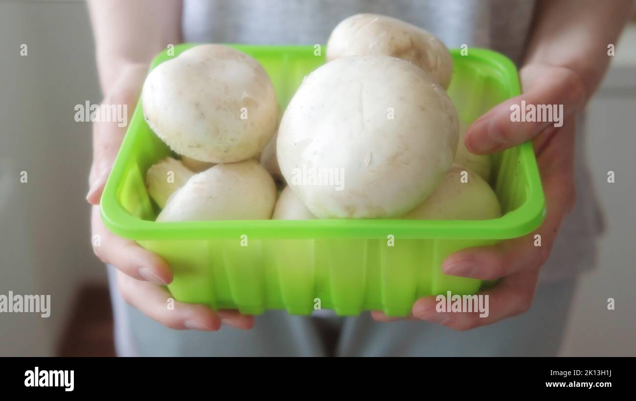 Close up slow motion process hi-res stock photography and images - Alamy