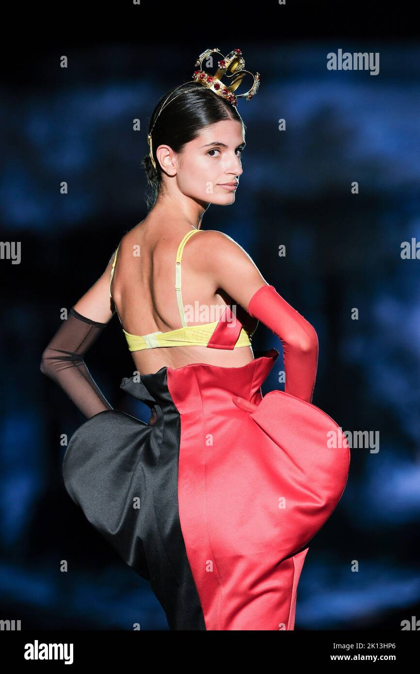 A model walks the runway wearing a creation of Andres Sarda during the ...