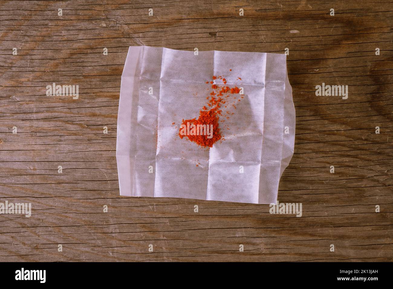 Powder on paper hi-res stock photography and images - Alamy