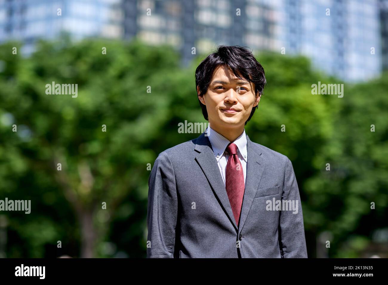 Japanese businessman portrait Stock Photo - Alamy