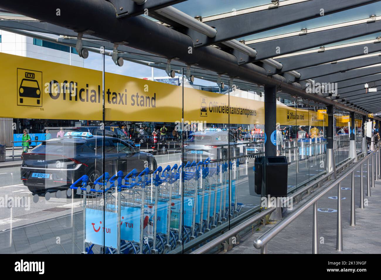 Official taxi stand, Schiphol Airport, Netherlands Stock Photo - Alamy