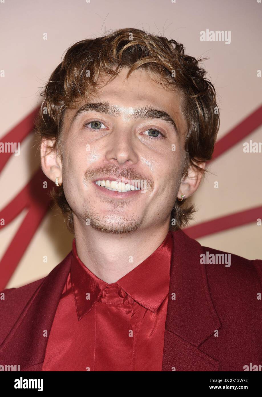 Hollywood, USA. 14th Sep, 2022. Austin Abrams arriving to the "Do ...