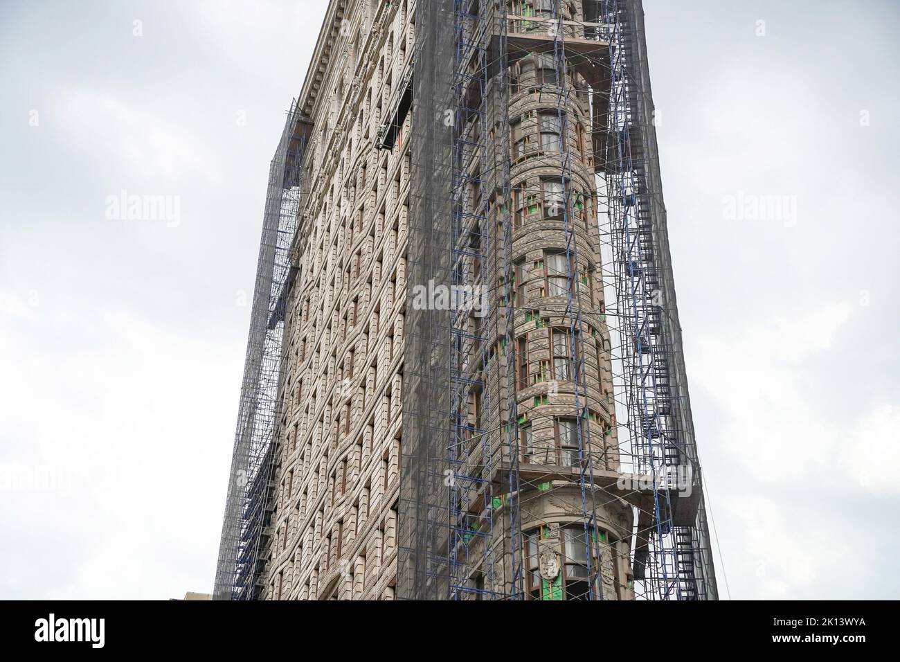 flatiron building under renovation new york city manhattan Stock Photo ...
