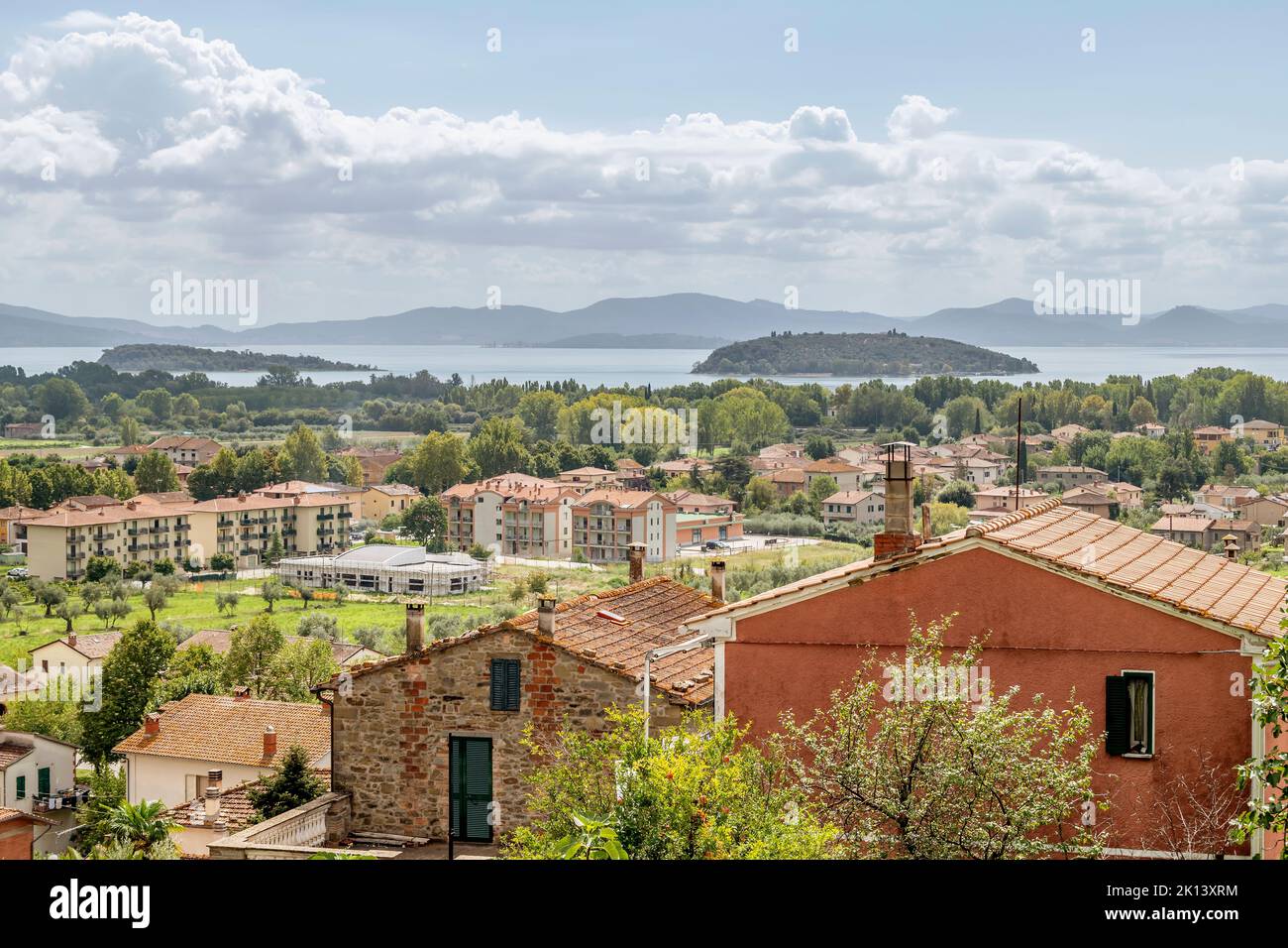 Lago trasimeno isola maggiore hi-res stock photography and images - Alamy