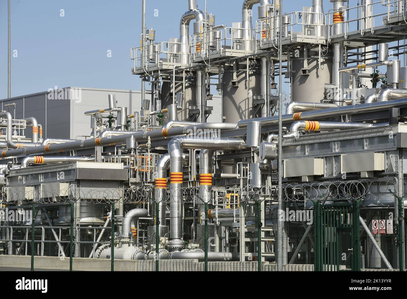 Underground gas storage hi-res stock photography and images - Alamy