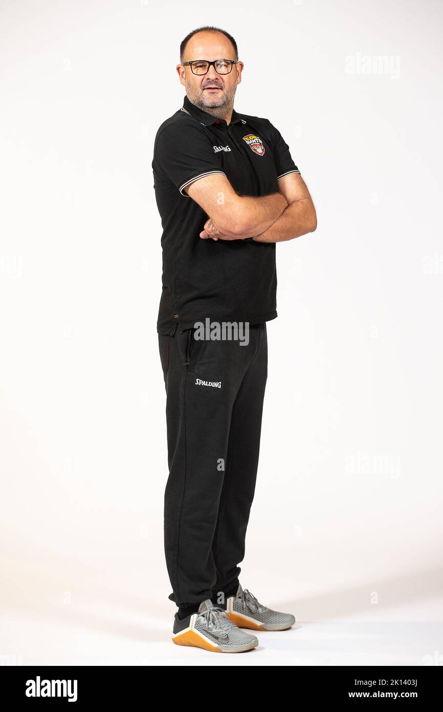 Antwerp's head coach Ivica Skelin poses at a photoshoot of Belgian ...