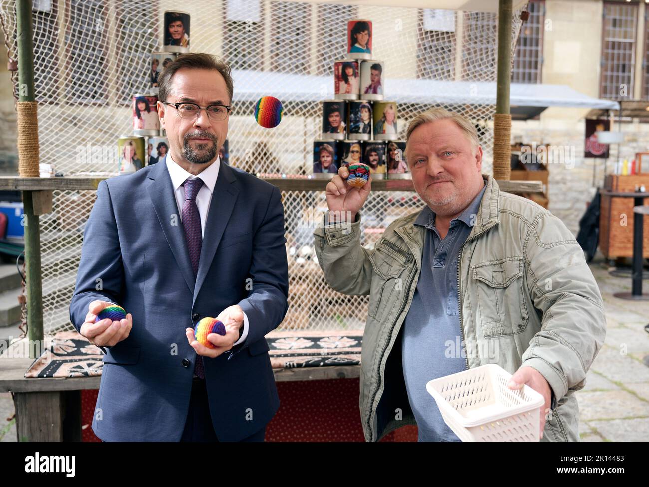 15 September 2022, North Rhine-Westphalia, Münster: The main actors Jan ...