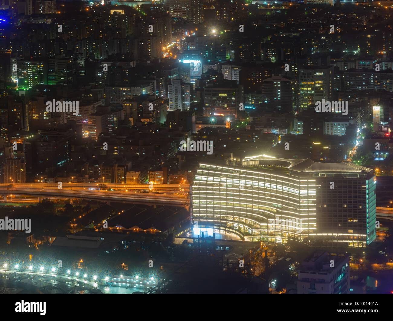 Night aerial view of the Xinyi District cityscape at Taipei, Taiwan ...
