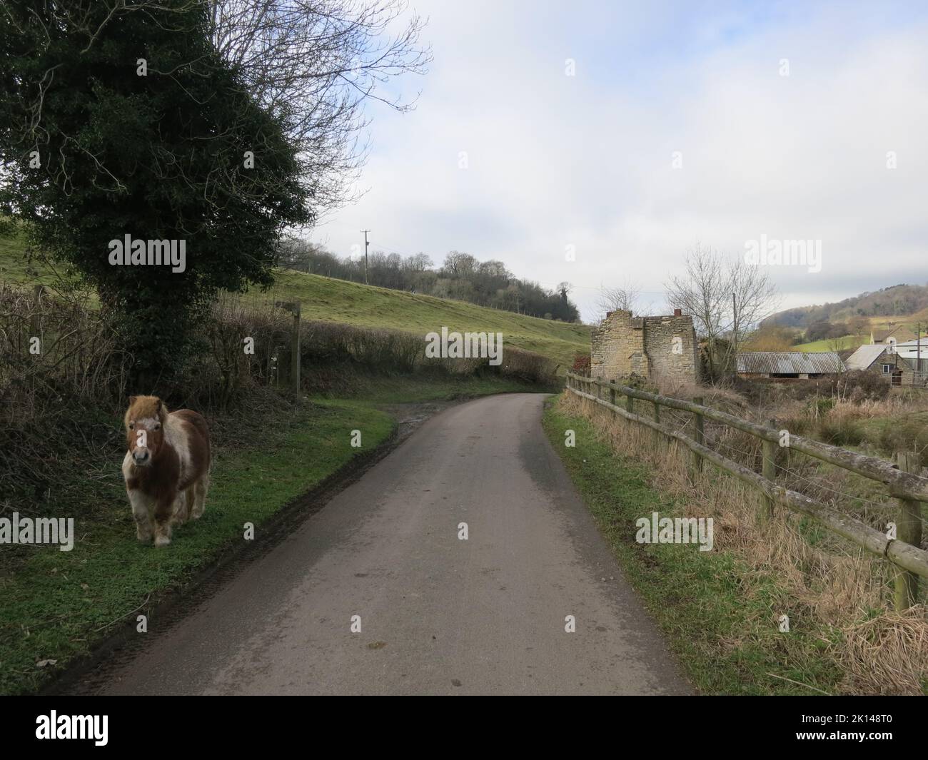Cotswold Way long distance footpath National Trail. The Cotswolds AONB ...