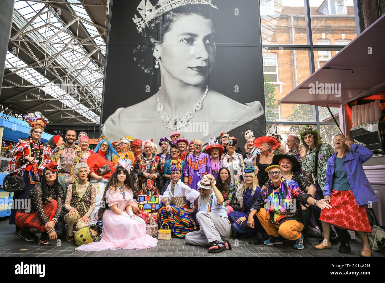 London, UK, 15th Sep 2022. The obligatory group photo, today as a ...