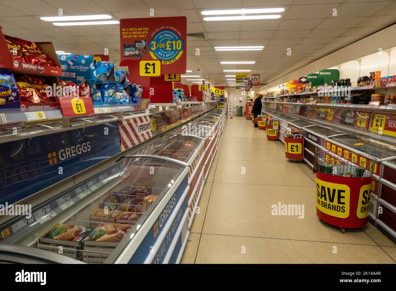 A view of Iceland supermarket isles at the cromer store Stock Photo - Alamy