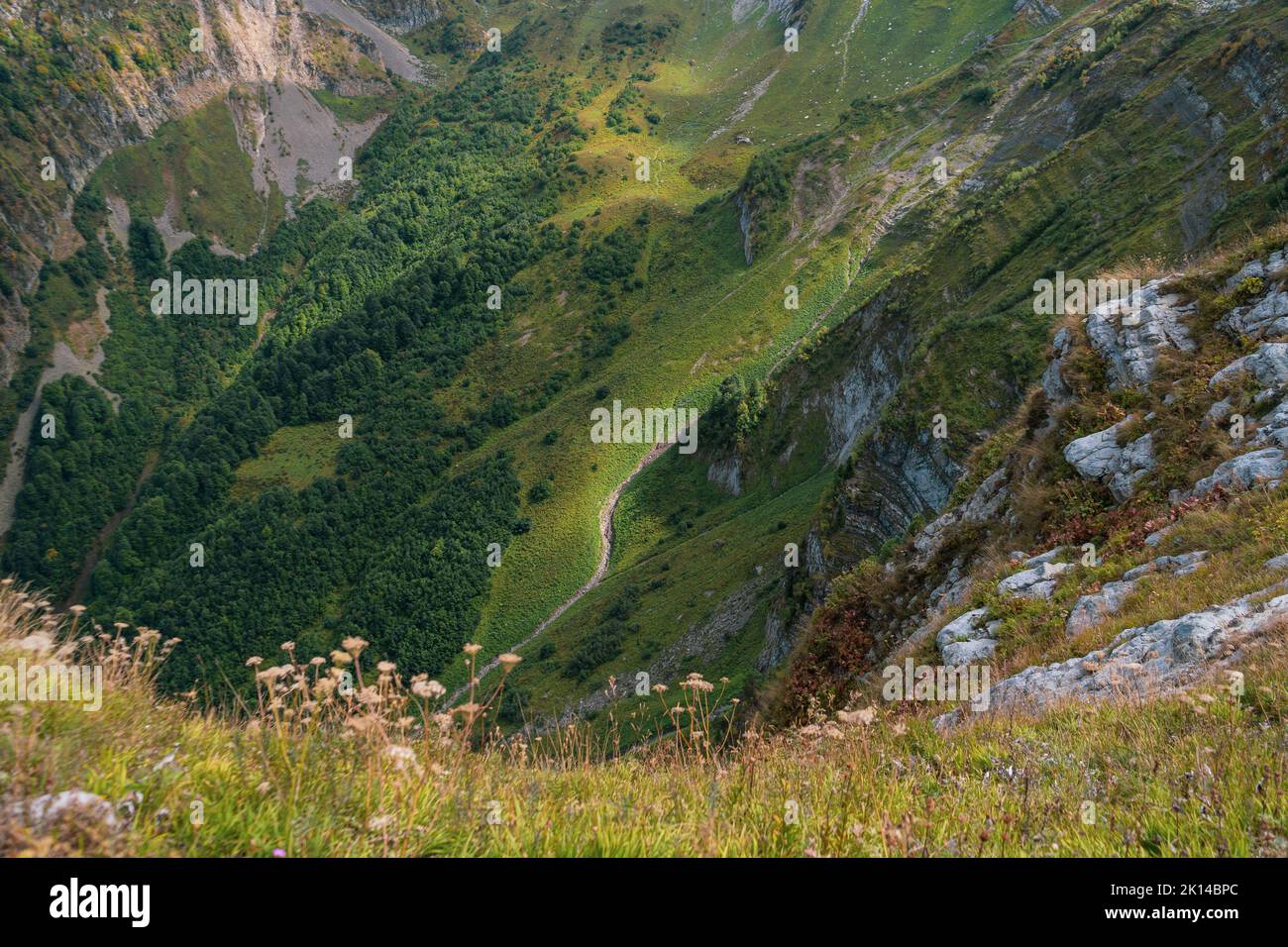 Alpine Meadows Trail, alpine Meadows Walking Route. Aerial view of the ...