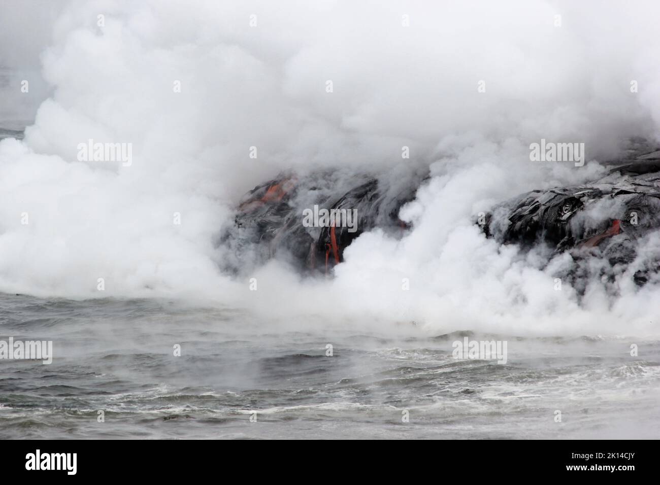 The lava glow of magma flowing in the ocean, Volcanic National Park ...