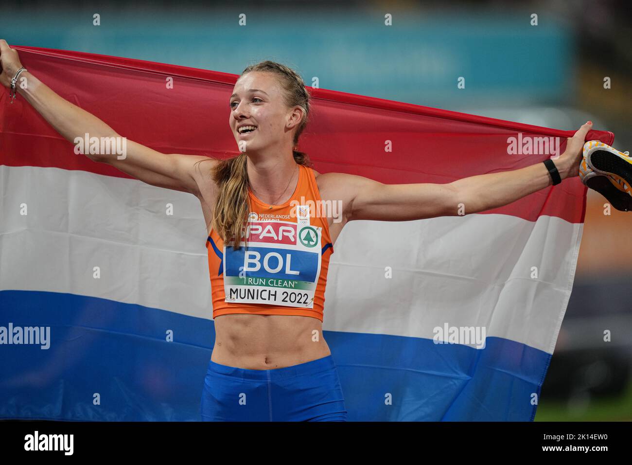 Femke Bol with her country's flag as the winner of the 400 meters at ...