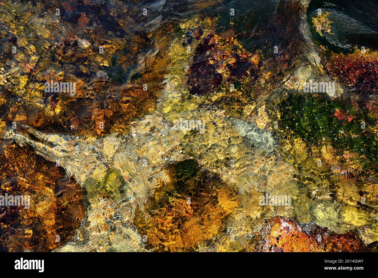 Abstract of light refraction and diffraction Stock Photo - Alamy