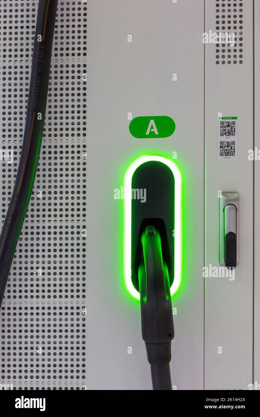 Ev charger display hi-res stock photography and images - Alamy