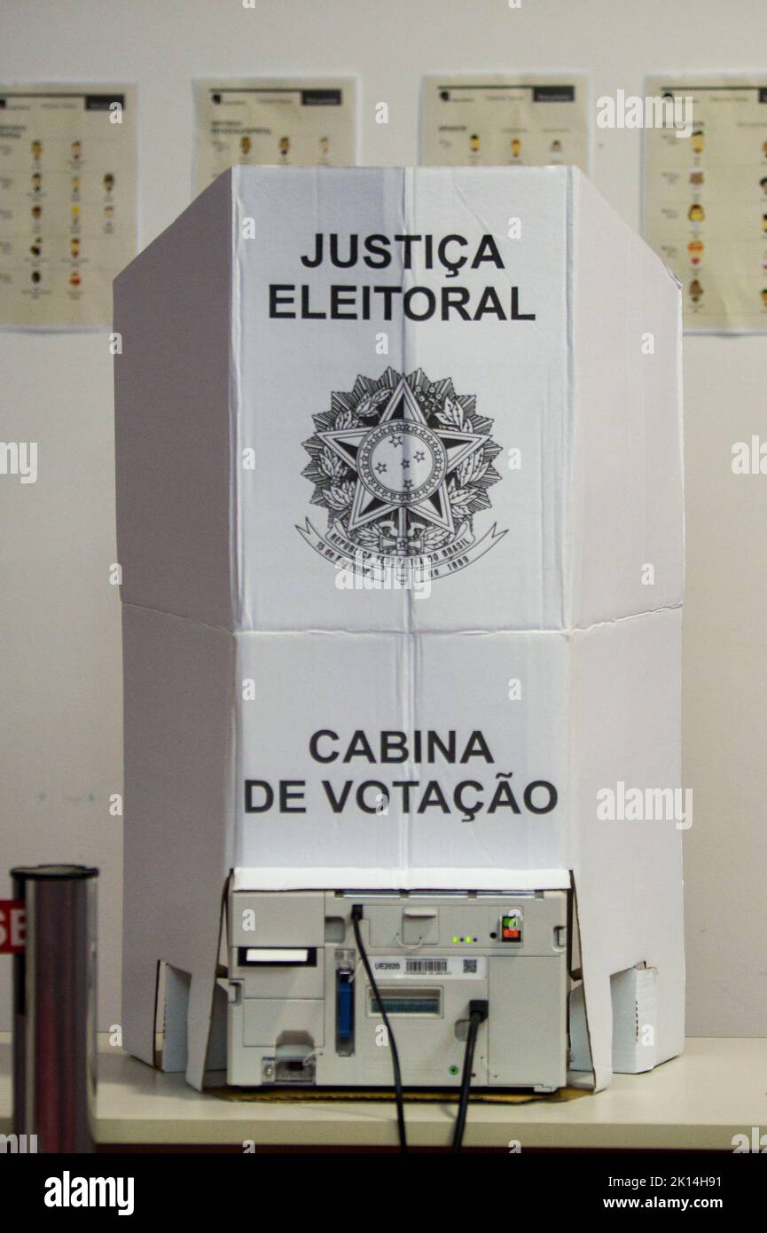 BRASÍLIA, DF - 15.09.2022: TSE FAZ TESTE INTEGRIDADE BIOMETRIA URNAS ...