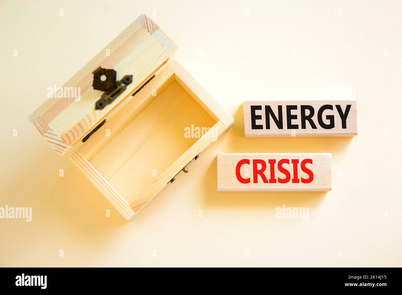 Global energy crisis symbol. Concept words Energy crisis on wooden ...