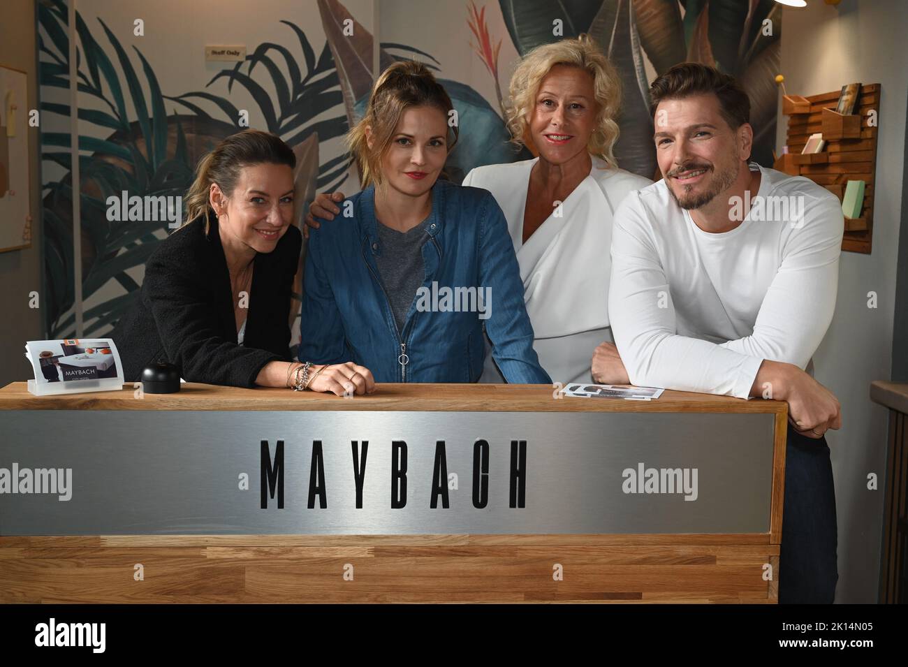 Cologne, Germany. 15th Sep, 2022. Actors Isabell Hertel ( plays Ute ...