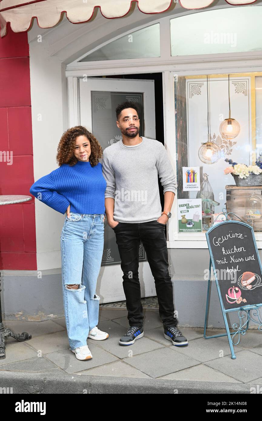 Cologne, Germany. 15th Sep, 2022. Actors Jess Maura ( plays Paula ) and ...