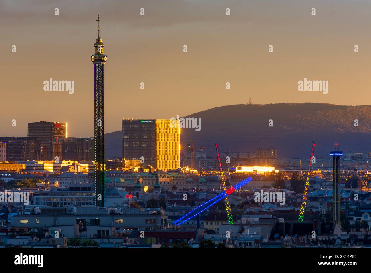 Wien, Vienna: last sunlight at amusement park Prater with Praterturm ...